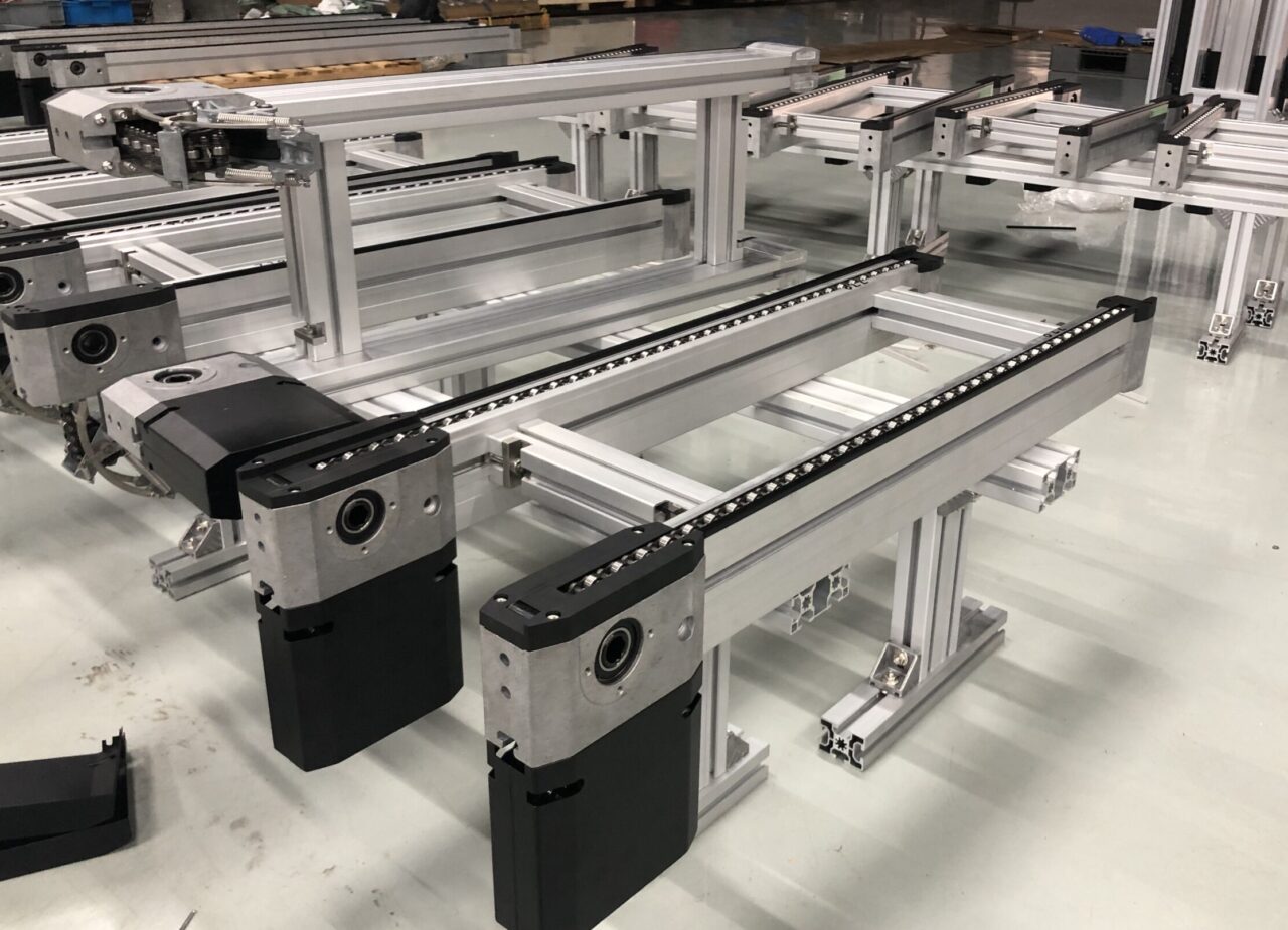 AC2 Roller Chain Pallet Conveyor/Free Flow Conveyor - Vitrans