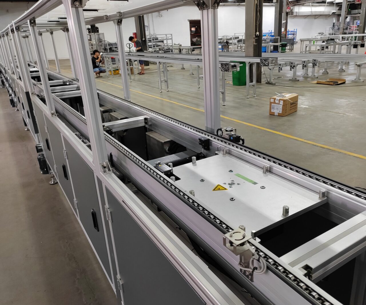 10 Types of Conveyor Belts Used in Warehouses - Vitrans